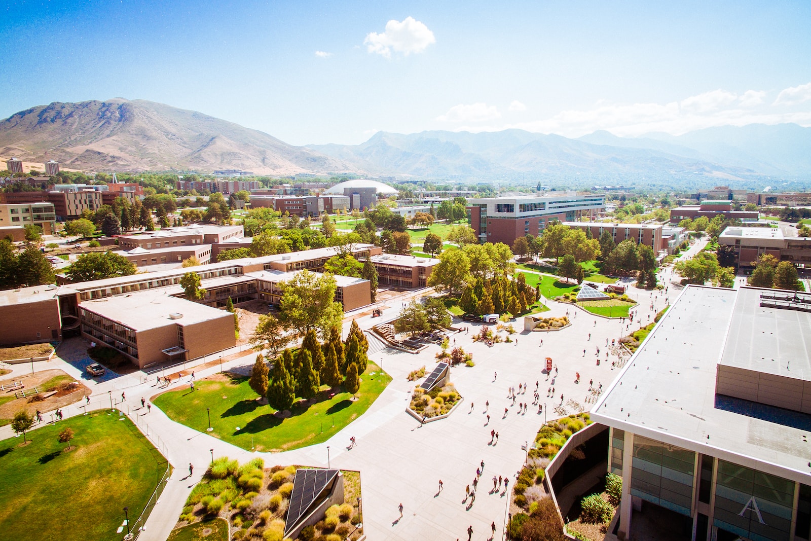 Evaluating the Worst Colleges in America: A Comprehensive Analysis