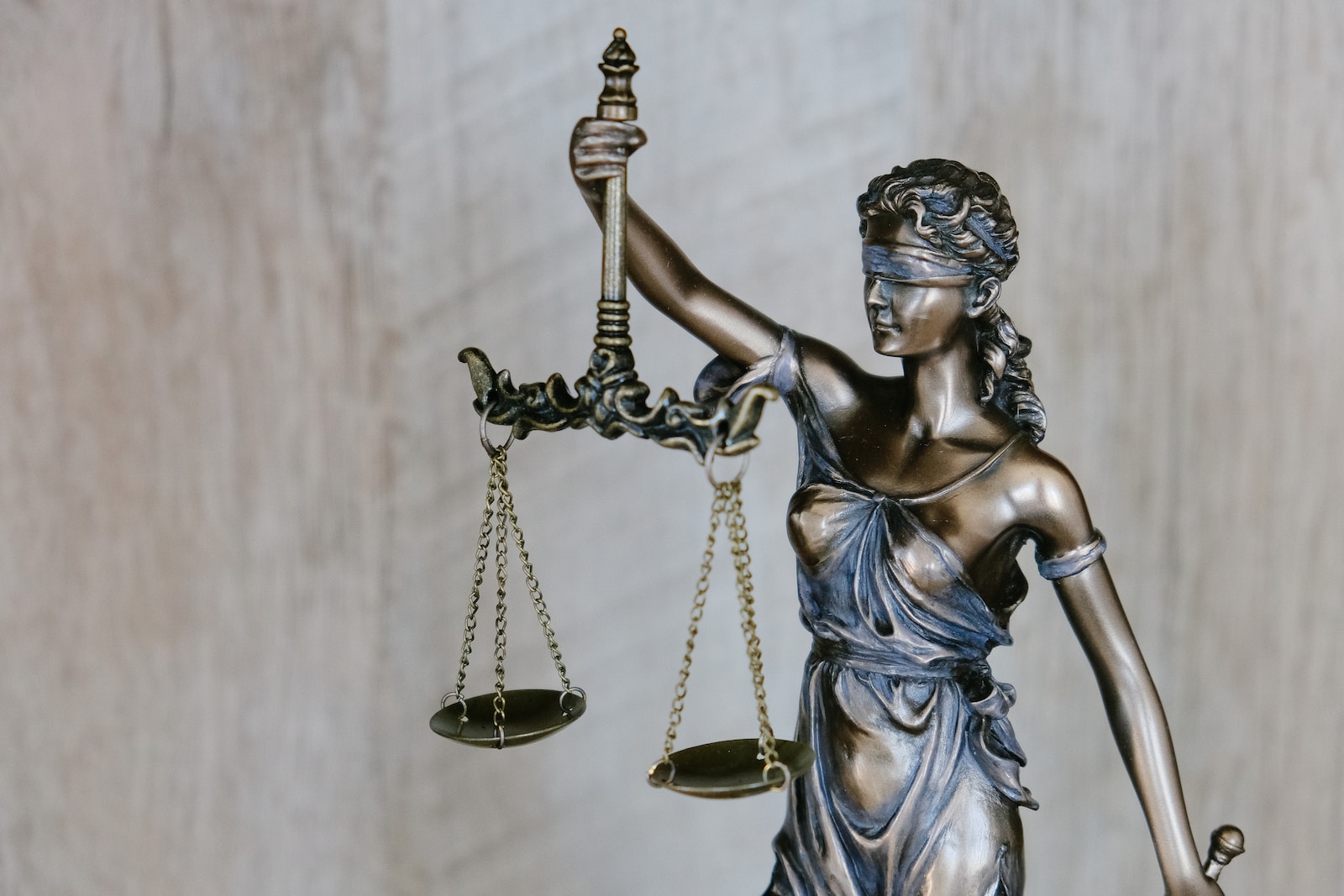 Legal Blockbusters: A Roundup of Iconic Law-Related Movies